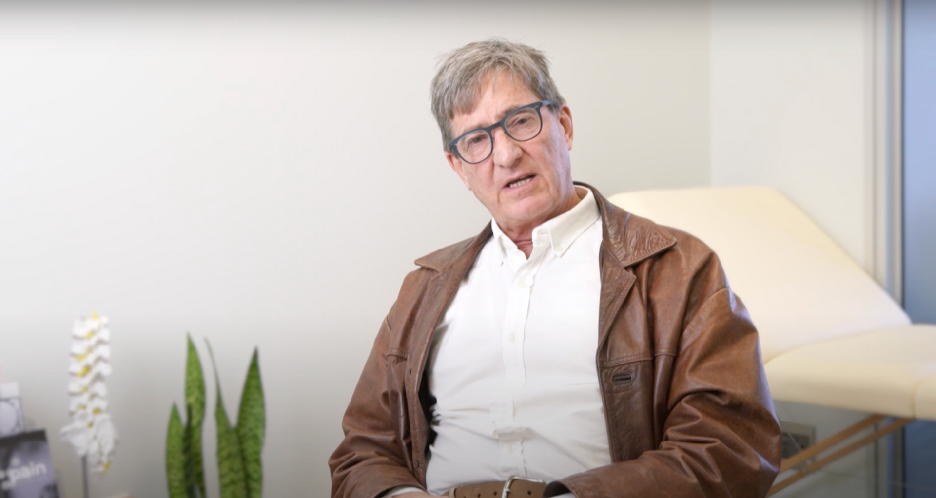 Dr Relling | Neurosurgeon & Pain Practitioner | The Pain Collective – PAIN